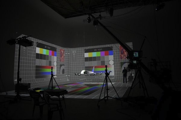 Projection Artworks realiza un mapping multimedia 4D para promocionar ...