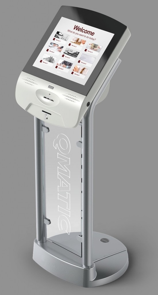 Qmatic desarrolla la nueva generación del kiosco Intro 17 con lector QR ...