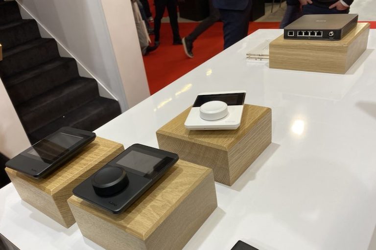 Biamp TEC-X: nueva gama de paneles de control táctiles para salas de ...