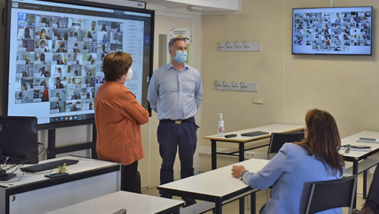 Charmex Adams Formacion