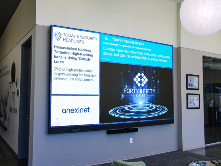 Veristor recibe a los visitantes desde una pantalla Led de SNA Displays