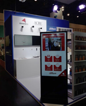 Deneva y Dahua integran digital signage y Led para activar el retail